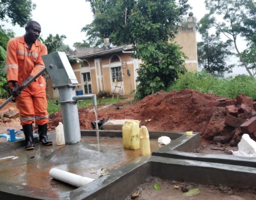Launching a Safe Water Project in Southwestern Uganda with the Sustainable